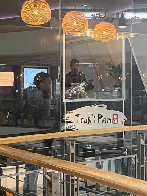 Truk’i Pan To Go | Winkelcentrum Zuidplein